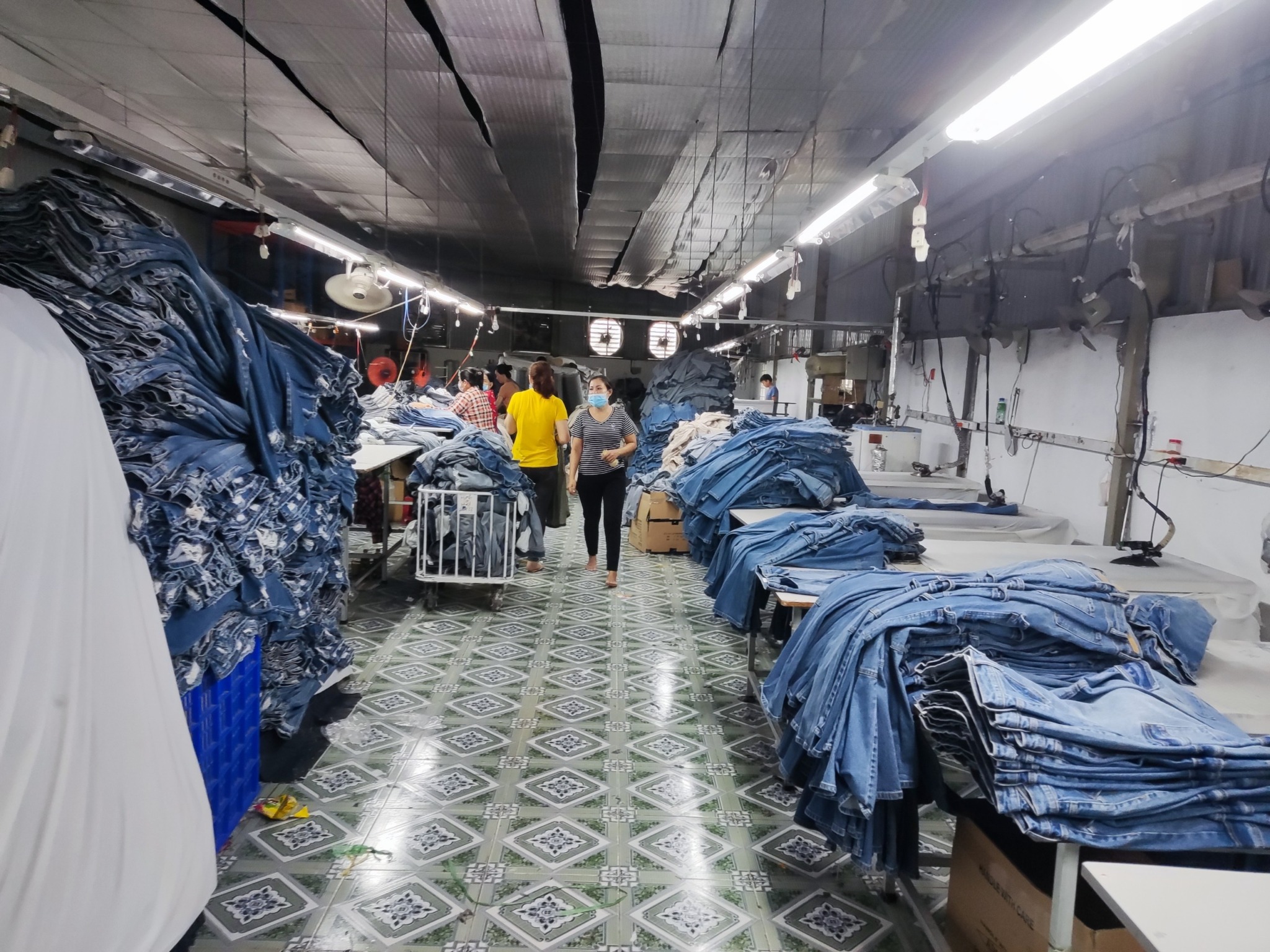 Introduction - Thuan Hai Jeans Garment Factory in Vietnam