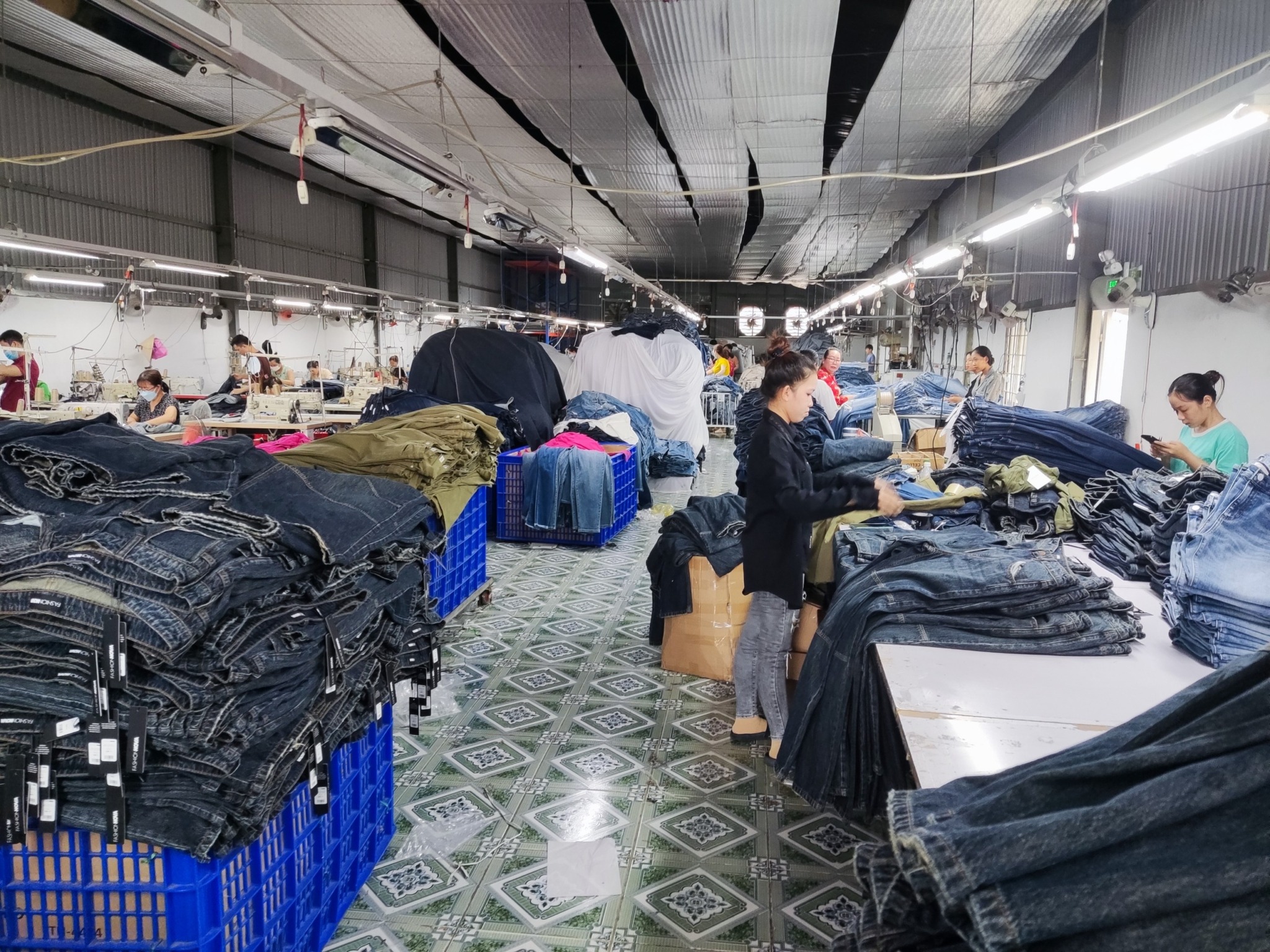 Introduction - Thuan Hai Jeans Garment Factory in Vietnam